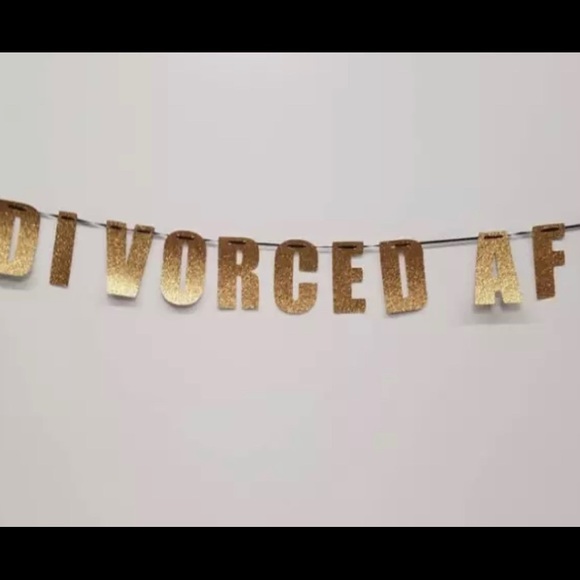 Party Supplies | Nwot Divorced Af Divorce Party Banner | Poshmark